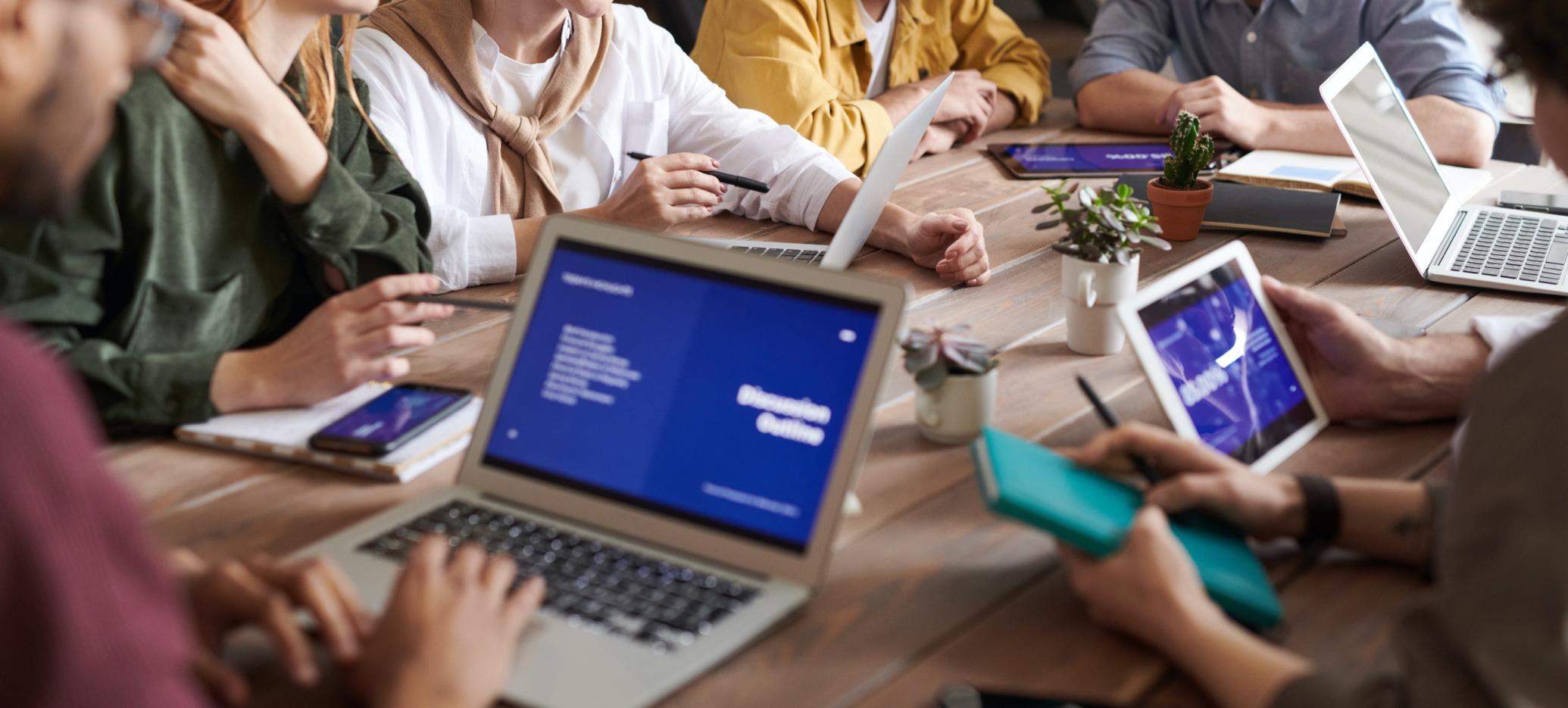 Interactive displays / Interactive screens and Digital display screens ...