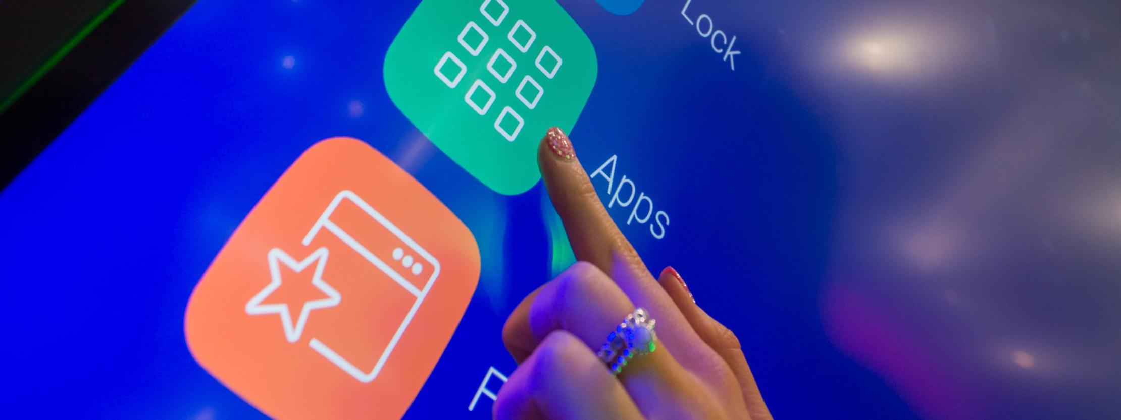 Interactive displays / Interactive screens and Digital display screens ...