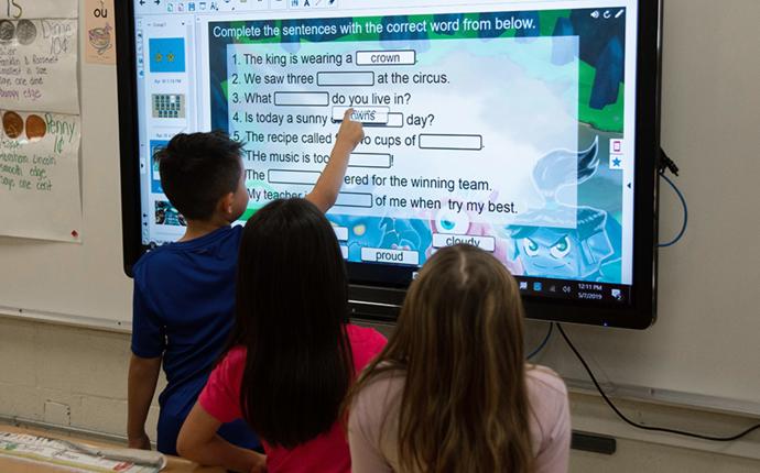 Cleverstore - Clevertouch Technologies USA