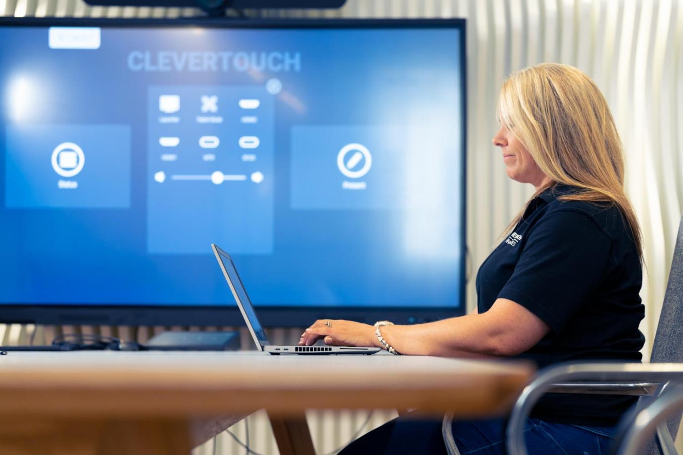 Apps for the classroom - Clevertouch Technologies