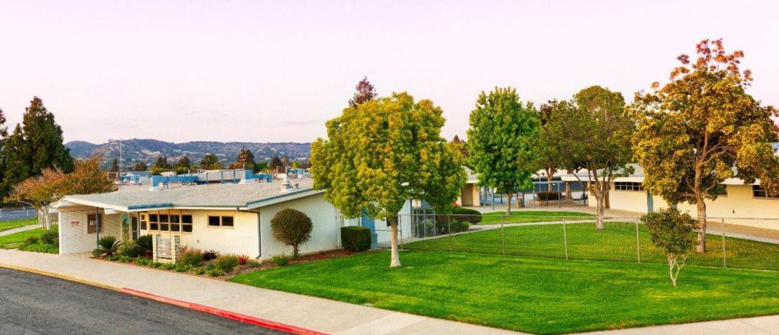 Monte Vista Primary School - Clevertouch Technologies Global